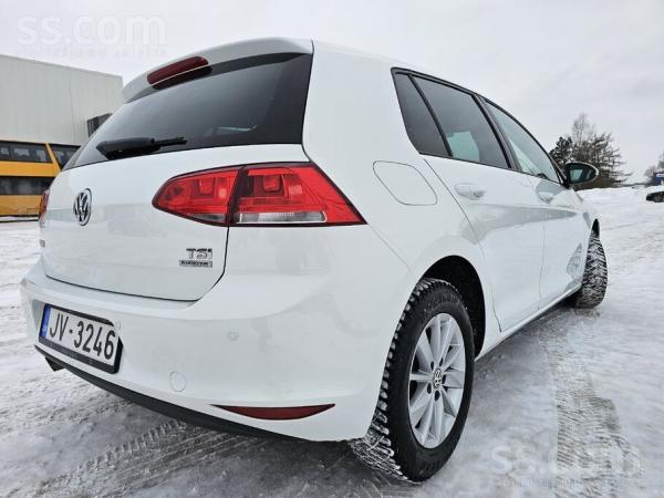 White Volkswagen Golf 2014 in Riga, with an engine capacity of 1.20 L and mileage of 57 thousand km for 8700 €, photo 5 on AUTOMOTO.COM.LV