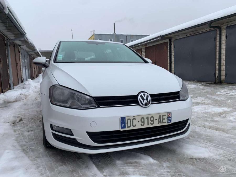 Balts Volkswagen Golf 2014 Kauņa, ar dzinēja tilpumu 1.20 L un nobraukumu 200 tūkst. km par 5600 €, foto 1 vietnē AUTOMOTO.COM.LV