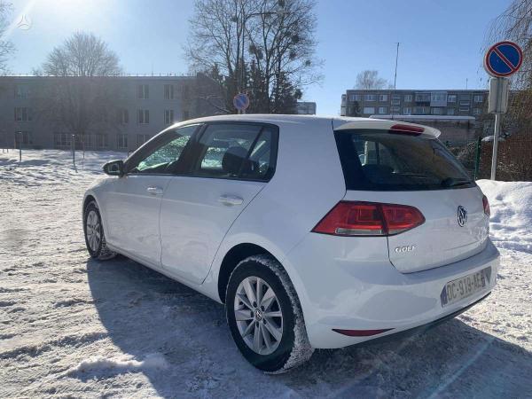 Balts Volkswagen Golf 2014 Kauņa, ar dzinēja tilpumu 1.20 L un nobraukumu 200 tūkst. km par 5600 €, foto 7 vietnē AUTOMOTO.COM.LV
