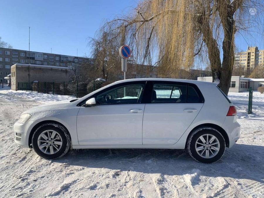 Balts Volkswagen Golf 2014 Kauņa, ar dzinēja tilpumu 1.20 L un nobraukumu 200 tūkst. km par 5600 €, foto 8 vietnē AUTOMOTO.COM.LV