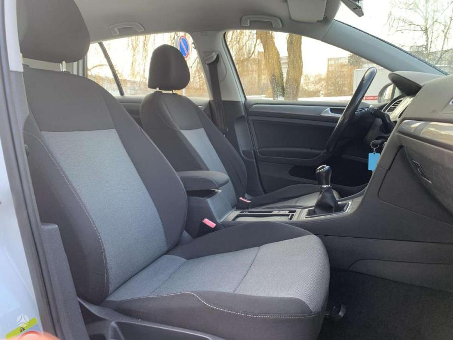 Balts Volkswagen Golf 2014 Kauņa, ar dzinēja tilpumu 1.20 L un nobraukumu 200 tūkst. km par 5600 €, foto 17 vietnē AUTOMOTO.COM.LV