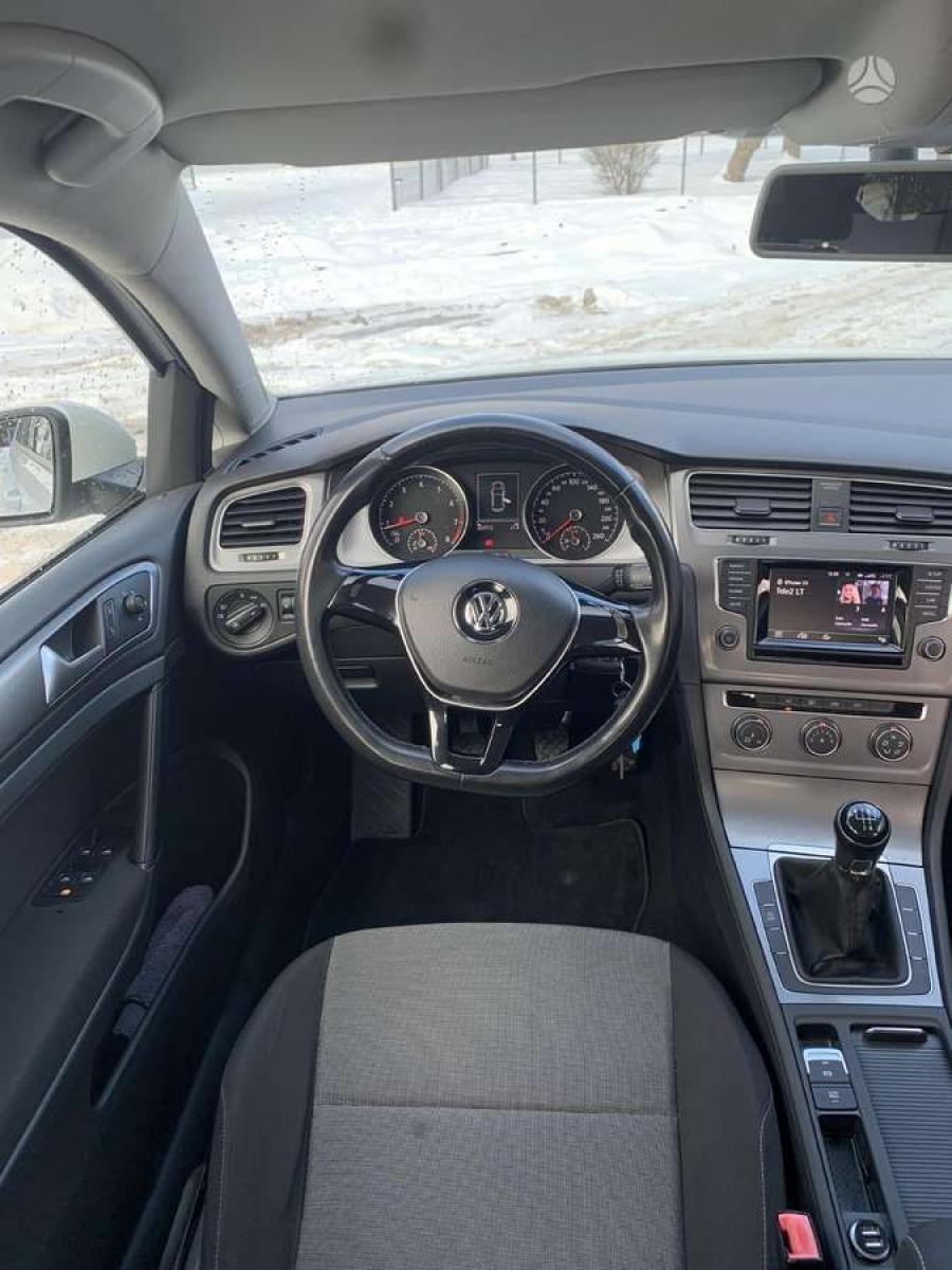 Balts Volkswagen Golf 2014 Kauņa, ar dzinēja tilpumu 1.20 L un nobraukumu 200 tūkst. km par 5600 €, foto 20 vietnē AUTOMOTO.COM.LV