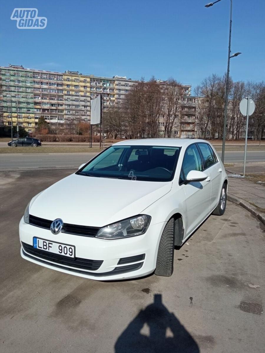 White Volkswagen Golf 2014 in Kaunas, with an engine capacity of 1.40 L and mileage of 200 thousand km for 5300 €, photo 3 on AUTOMOTO.COM.LV