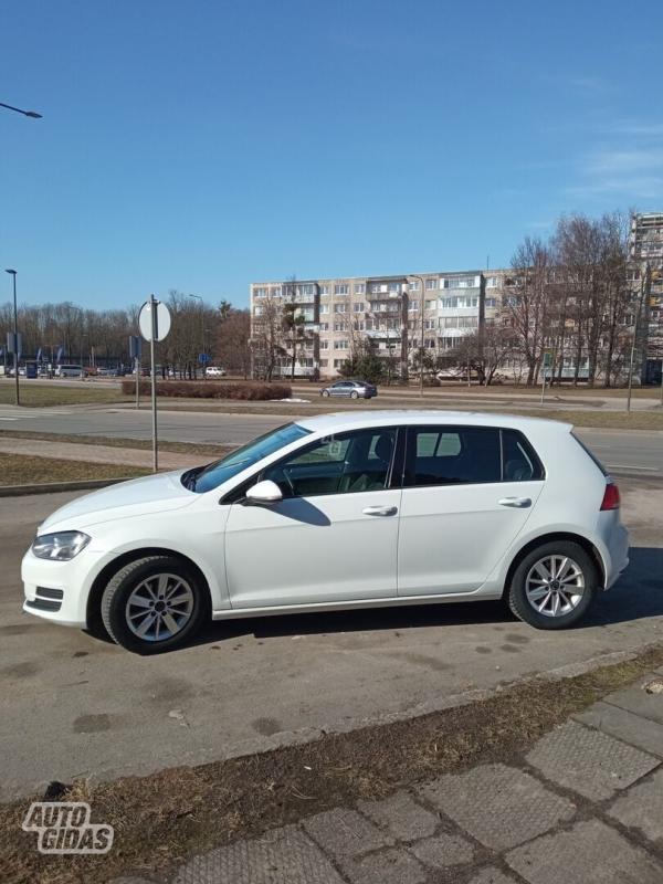 Balts Volkswagen Golf 2014 Kauņa, ar dzinēja tilpumu 1.40 L un nobraukumu 200 tūkst. km par 5300 €, foto 4 vietnē AUTOMOTO.COM.LV
