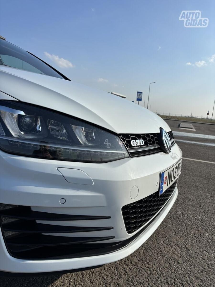 Balts Volkswagen Golf 2014 Viļņa, ar dzinēja tilpumu 2.00 L un nobraukumu 222 tūkst. km par 12999 €, foto 4 vietnē AUTOMOTO.COM.LV