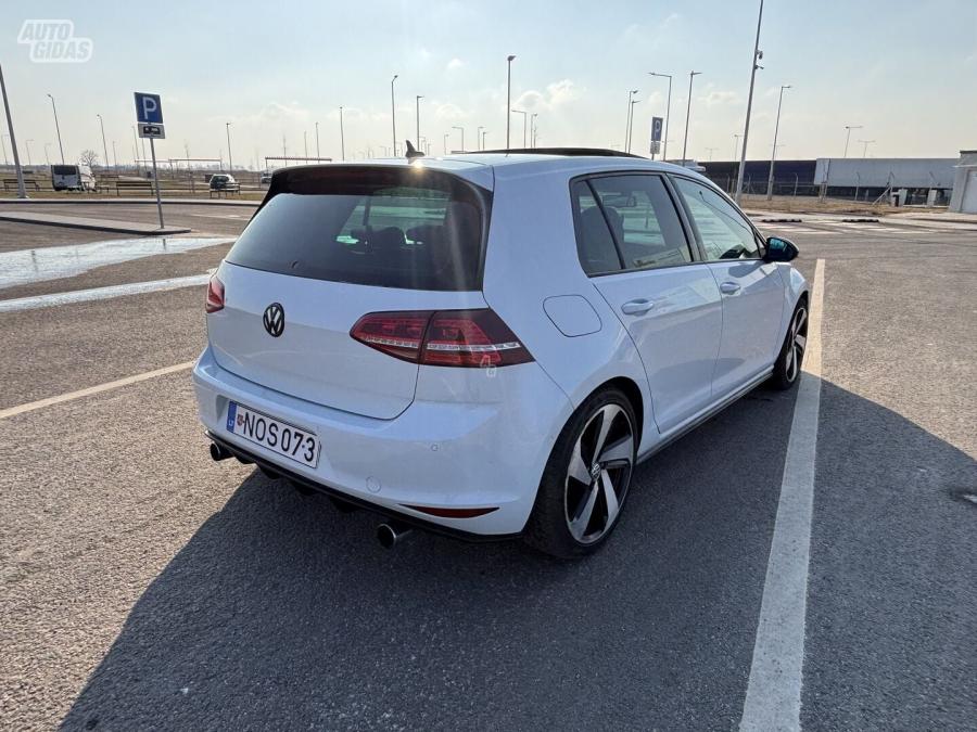Balts Volkswagen Golf 2014 Viļņa, ar dzinēja tilpumu 2.00 L un nobraukumu 222 tūkst. km par 12999 €, foto 6 vietnē AUTOMOTO.COM.LV