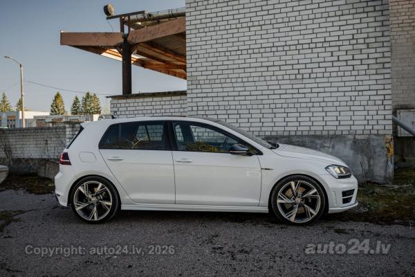 Balts Volkswagen Golf 2014 Tallina, ar dzinēja tilpumu 2.00 L un nobraukumu 167 tūkst. km par 21200 €, foto 4 vietnē AUTOMOTO.COM.LV