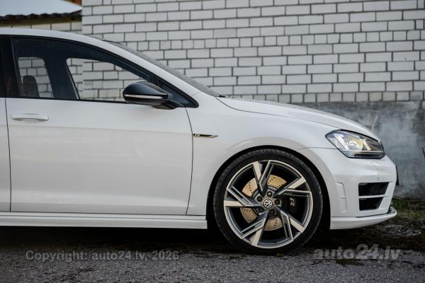 Balts Volkswagen Golf 2014 Tallina, ar dzinēja tilpumu 2.00 L un nobraukumu 167 tūkst. km par 21200 €, foto 5 vietnē AUTOMOTO.COM.LV