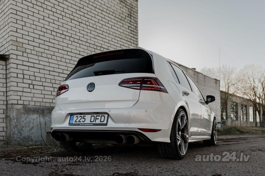 White Volkswagen Golf 2014 in Tallinn, with an engine capacity of 2.00 L and mileage of 167 thousand km for 21200 €, photo 9 on AUTOMOTO.COM.LV
