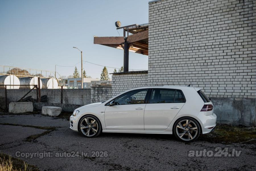White Volkswagen Golf 2014 in Tallinn, with an engine capacity of 2.00 L and mileage of 167 thousand km for 21200 €, photo 10 on AUTOMOTO.COM.LV