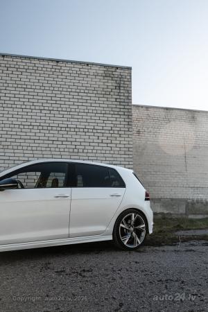 White Volkswagen Golf 2014 in Tallinn, with an engine capacity of 2.00 L and mileage of 167 thousand km for 21200 €, photo 14 on AUTOMOTO.COM.LV