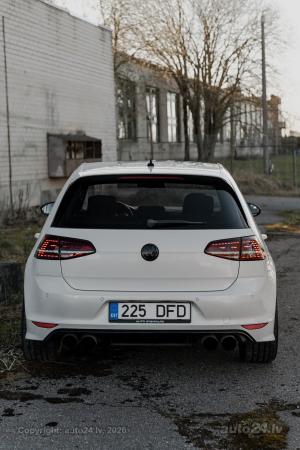 White Volkswagen Golf 2014 in Tallinn, with an engine capacity of 2.00 L and mileage of 167 thousand km for 21200 €, photo 17 on AUTOMOTO.COM.LV