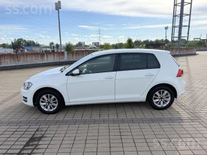 Balts Volkswagen Golf 2014 Rīga, ar dzinēja tilpumu 1.20 L un nobraukumu 151 tūkst. km par 9200 €, foto 4 vietnē AUTOMOTO.COM.LV