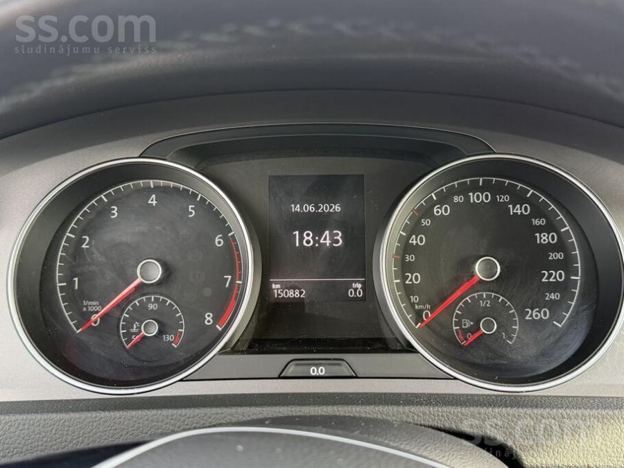 Balts Volkswagen Golf 2014 Rīga, ar dzinēja tilpumu 1.20 L un nobraukumu 151 tūkst. km par 9200 €, foto 7 vietnē AUTOMOTO.COM.LV