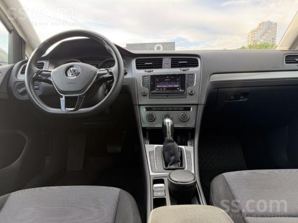 White Volkswagen Golf 2014 in Riga, with an engine capacity of 1.20 L and mileage of 151 thousand km for 9200 €, photo 8 on AUTOMOTO.COM.LV