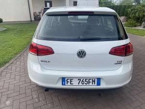 White Volkswagen Golf 2014 in Siauliai, with an engine capacity of 1.60 L and mileage of 176 thousand km for 7200 €, photo 8 on AUTOMOTO.COM.LV