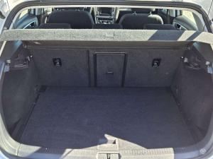 Balts Volkswagen Golf 2014 Tauragė, ar dzinēja tilpumu 1.60 L un nobraukumu 287 tūkst. km par 5200 €, foto 10 vietnē AUTOMOTO.COM.LV