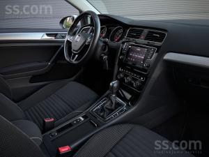 Balts Volkswagen Golf 2014 Rīga, ar dzinēja tilpumu 1.60 L un nobraukumu 254 tūkst. km par 7500 €, foto 7 vietnē AUTOMOTO.COM.LV