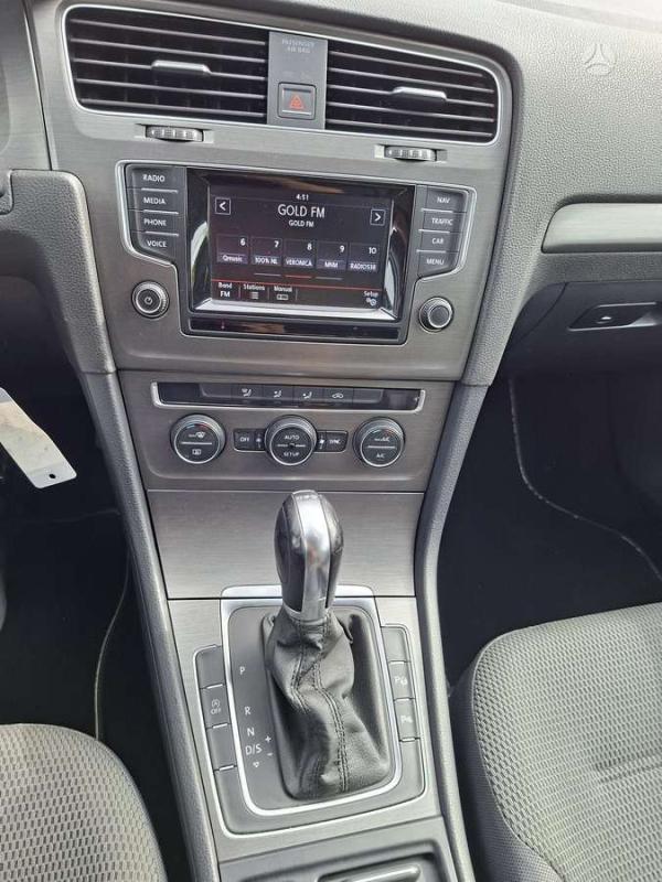Balts Volkswagen Golf 2014 Ukmergė, ar dzinēja tilpumu 1.39 L un nobraukumu 213 tūkst. km par 6750 €, foto 8 vietnē AUTOMOTO.COM.LV