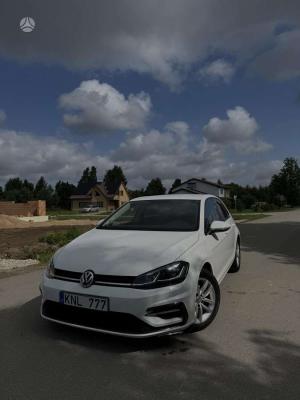 Balts Volkswagen Golf 2014 Šauļi, ar dzinēja tilpumu 1.60 L un nobraukumu 240 tūkst. km par 6200 €, foto  vietnē AUTOMOTO.COM.LV
