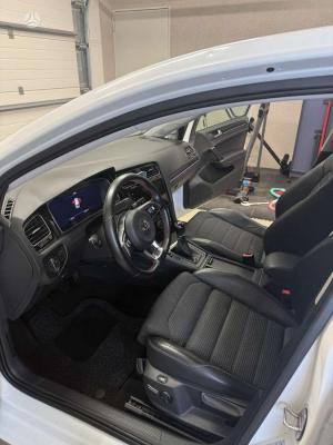 Balts Volkswagen Golf 2014 Šauļi, ar dzinēja tilpumu 1.60 L un nobraukumu 240 tūkst. km par 6200 €, foto 10 vietnē AUTOMOTO.COM.LV