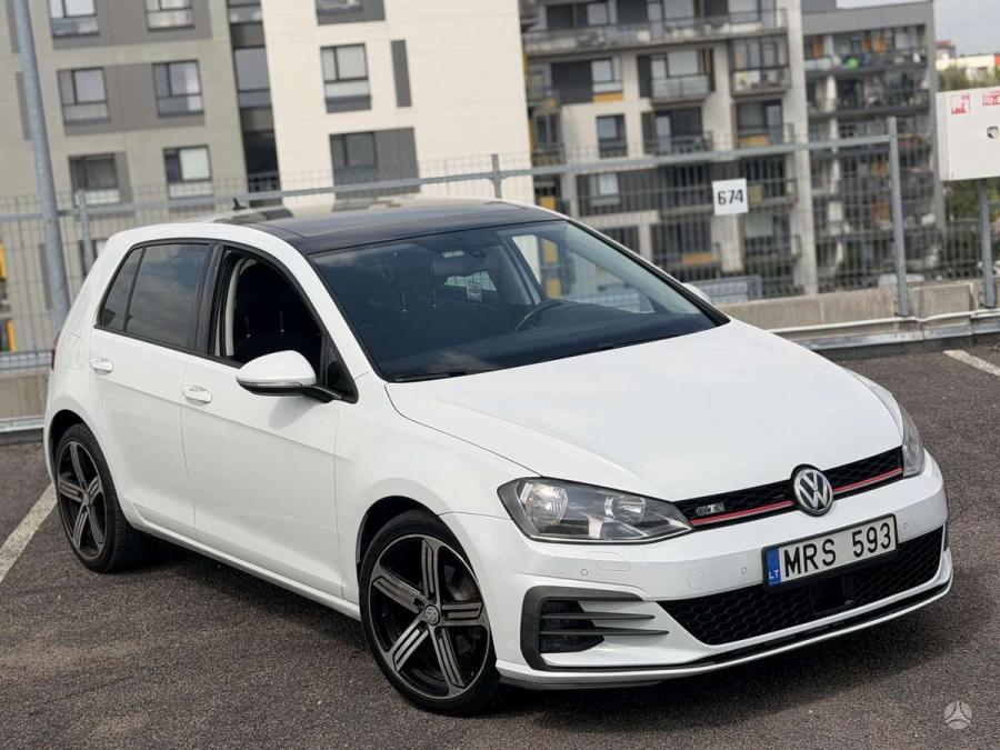 Balts Volkswagen Golf 2014 Viļņa, ar dzinēja tilpumu 1.60 L un nobraukumu 203 tūkst. km par 6000 €, foto 1 vietnē AUTOMOTO.COM.LV