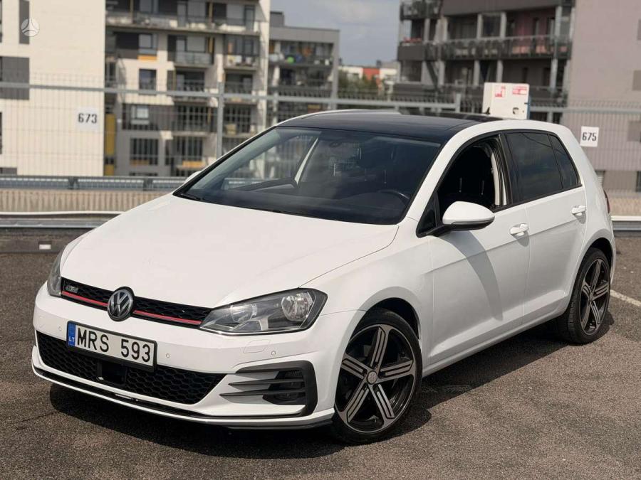 Balts Volkswagen Golf 2014 Viļņa, ar dzinēja tilpumu 1.60 L un nobraukumu 203 tūkst. km par 6000 €, foto 3 vietnē AUTOMOTO.COM.LV