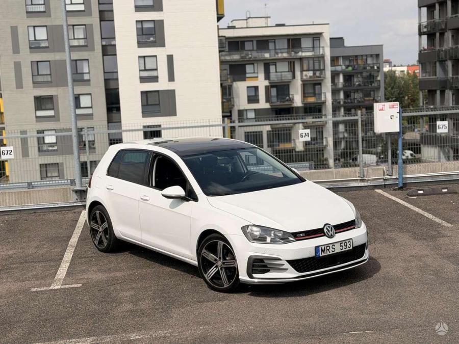Balts Volkswagen Golf 2014 Viļņa, ar dzinēja tilpumu 1.60 L un nobraukumu 203 tūkst. km par 6000 €, foto 5 vietnē AUTOMOTO.COM.LV