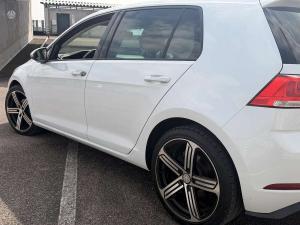 Balts Volkswagen Golf 2014 Viļņa, ar dzinēja tilpumu 1.60 L un nobraukumu 203 tūkst. km par 6000 €, foto 12 vietnē AUTOMOTO.COM.LV