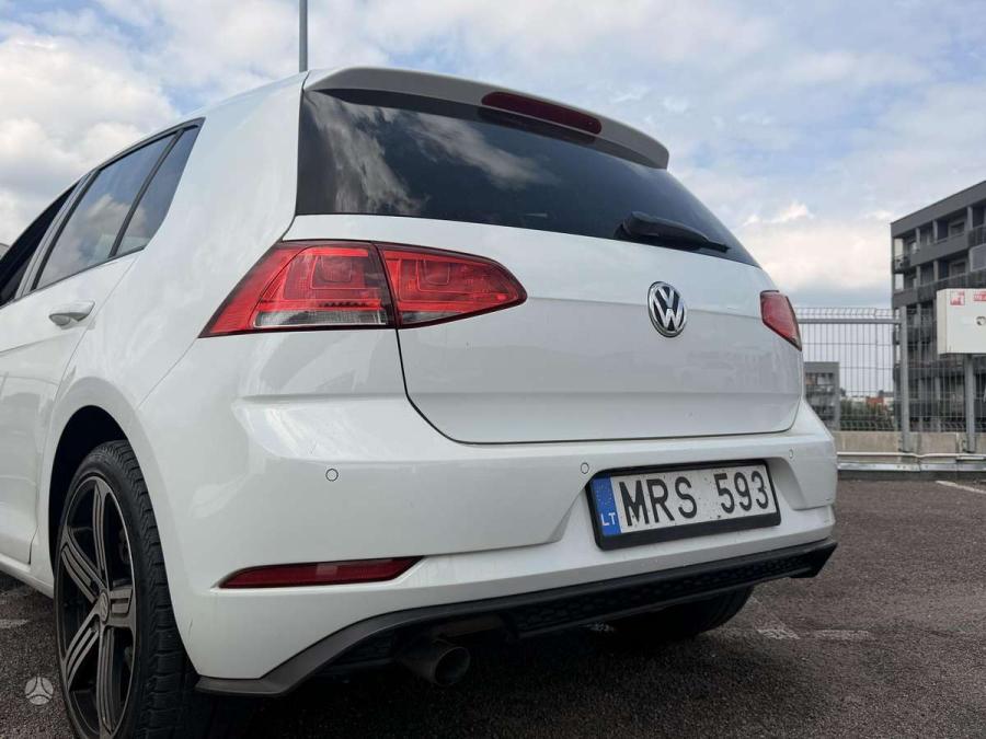 Balts Volkswagen Golf 2014 Viļņa, ar dzinēja tilpumu 1.60 L un nobraukumu 203 tūkst. km par 6000 €, foto 14 vietnē AUTOMOTO.COM.LV
