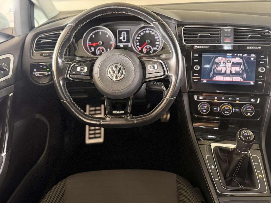 Balts Volkswagen Golf 2014 Viļņa, ar dzinēja tilpumu 1.60 L un nobraukumu 203 tūkst. km par 6000 €, foto 15 vietnē AUTOMOTO.COM.LV