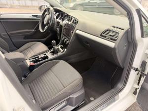 Balts Volkswagen Golf 2014 Viļņa, ar dzinēja tilpumu 1.60 L un nobraukumu 203 tūkst. km par 6000 €, foto 19 vietnē AUTOMOTO.COM.LV