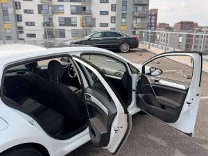 Balts Volkswagen Golf 2014 Viļņa, ar dzinēja tilpumu 1.60 L un nobraukumu 203 tūkst. km par 6000 €, foto 30 vietnē AUTOMOTO.COM.LV