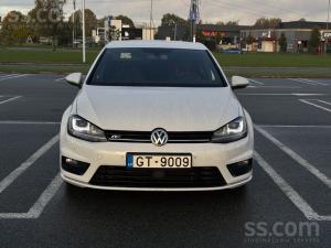Белый Фольксваген Гольф 2014 в Рига, объемом двигателя 1.40 л и пробегом 302 тыс. км за 8300 €, фото  на AUTOMOTO.COM.LV