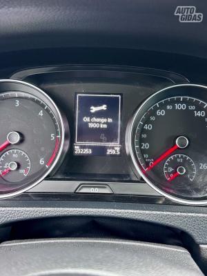 White Volkswagen Golf 2014 in Kretinga, with an engine capacity of 1.60 L and mileage of 232 thousand km for 7000 €, photo 17 on AUTOMOTO.COM.LV