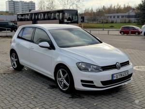 White Volkswagen Golf 2014 in Vilnius, with an engine capacity of 0.00 L and mileage of 288 thousand km for 6500 €, photo 3 on AUTOMOTO.COM.LV