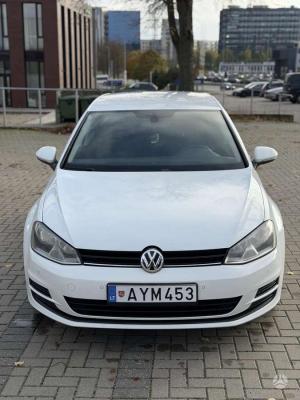 White Volkswagen Golf 2014 in Vilnius, with an engine capacity of 0.00 L and mileage of 288 thousand km for 6500 €, photo 4 on AUTOMOTO.COM.LV