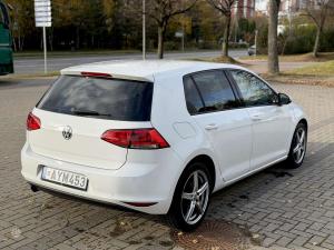 White Volkswagen Golf 2014 in Vilnius, with an engine capacity of 0.00 L and mileage of 288 thousand km for 6500 €, photo 8 on AUTOMOTO.COM.LV