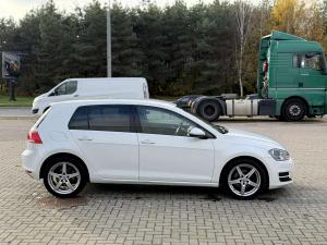 White Volkswagen Golf 2014 in Vilnius, with an engine capacity of 0.00 L and mileage of 288 thousand km for 6500 €, photo 9 on AUTOMOTO.COM.LV