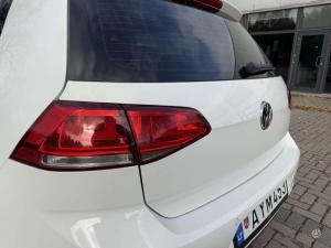 White Volkswagen Golf 2014 in Vilnius, with an engine capacity of 0.00 L and mileage of 288 thousand km for 6500 €, photo 13 on AUTOMOTO.COM.LV