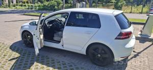 Balts Volkswagen Golf 2015 Jūrmala, ar dzinēja tilpumu 1.60 L un nobraukumu 185 tūkst. km par 5400 €, foto 4 vietnē AUTOMOTO.COM.LV