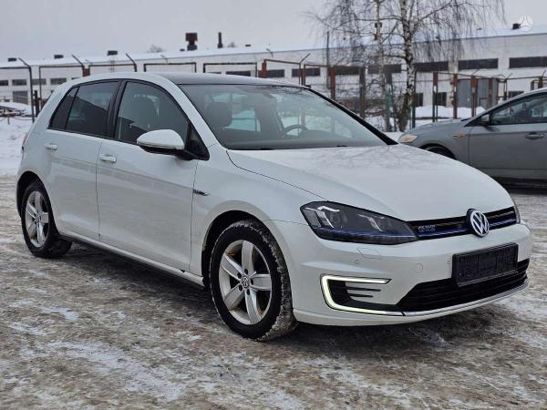 Balts Volkswagen Golf 2015 Rokiškis, ar dzinēja tilpumu 1.40 L un nobraukumu 197 tūkst. km par 7450 €, foto 2 vietnē AUTOMOTO.COM.LV