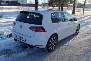 White Volkswagen Golf 2015 in Alytus, with an engine capacity of 1.40 L and mileage of 245 thousand km for 8999 €, photo 3 on AUTOMOTO.COM.LV