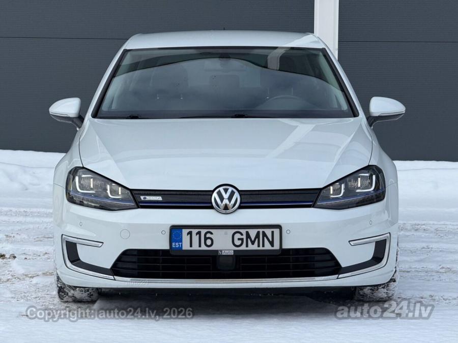 Balts Volkswagen Golf 2015 Tallina, ar dzinēja tilpumu 0.00 L un nobraukumu 140 tūkst. km par 7990 €, foto 2 vietnē AUTOMOTO.COM.LV