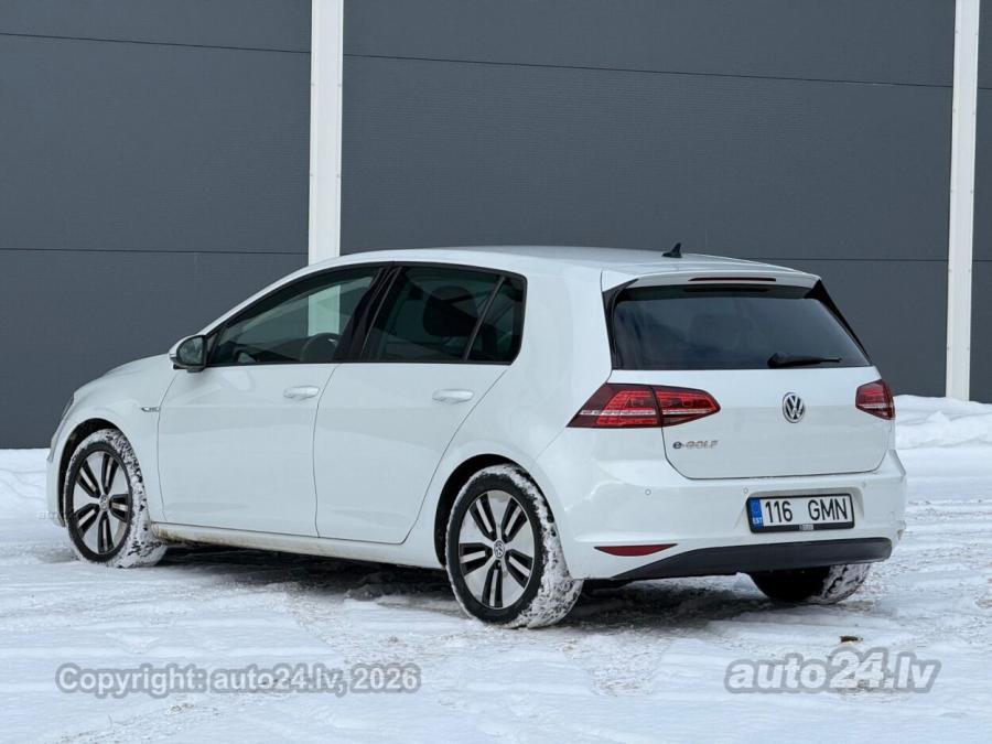 Balts Volkswagen Golf 2015 Tallina, ar dzinēja tilpumu 0.00 L un nobraukumu 140 tūkst. km par 7990 €, foto 4 vietnē AUTOMOTO.COM.LV