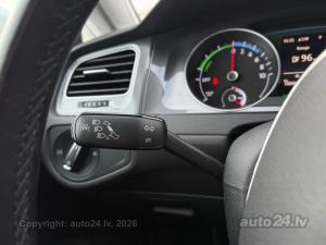 Balts Volkswagen Golf 2015 Tallina, ar dzinēja tilpumu 0.00 L un nobraukumu 140 tūkst. km par 7990 €, foto 15 vietnē AUTOMOTO.COM.LV