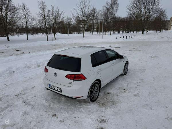 Balts Volkswagen Golf 2015 Kėdainiai, ar dzinēja tilpumu 1.60 L un nobraukumu 244 tūkst. km par 7600 €, foto 8 vietnē AUTOMOTO.COM.LV