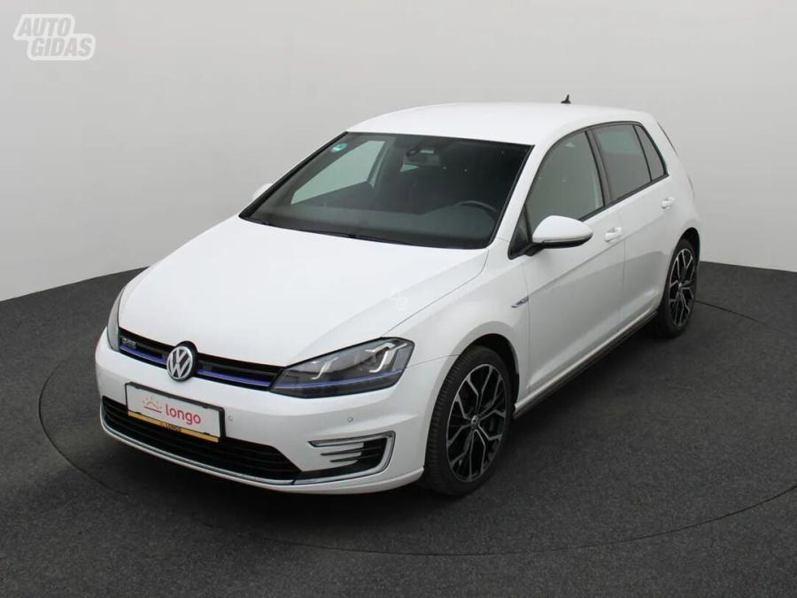 Balts Volkswagen Golf 2015 Viļņa, ar dzinēja tilpumu 1.40 L un nobraukumu 237 tūkst. km par 10199 €, foto 1 vietnē AUTOMOTO.COM.LV