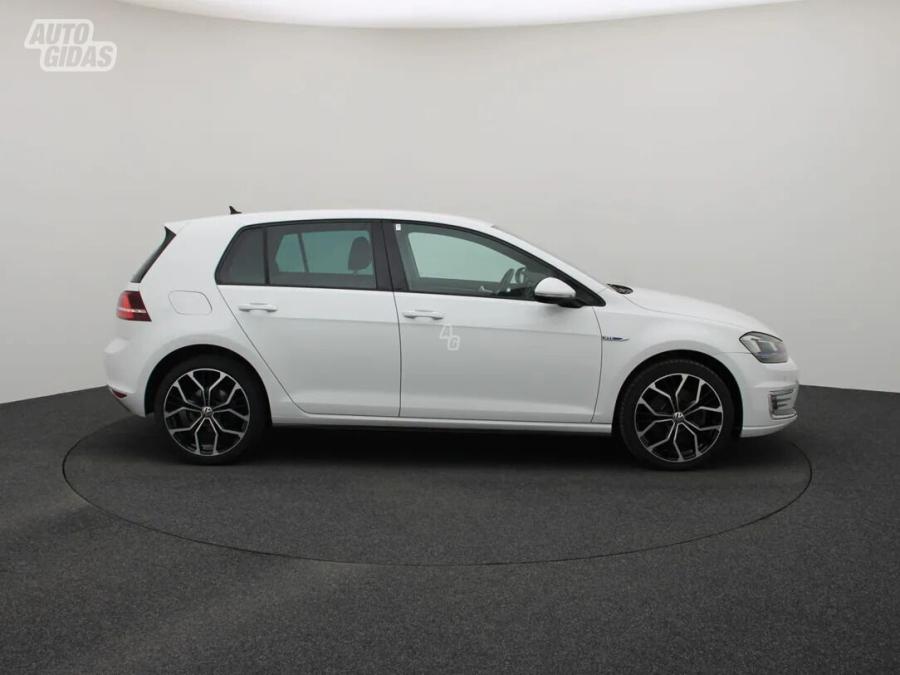 Balts Volkswagen Golf 2015 Viļņa, ar dzinēja tilpumu 1.40 L un nobraukumu 237 tūkst. km par 10199 €, foto 10 vietnē AUTOMOTO.COM.LV