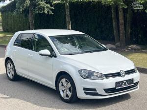 White Volkswagen Golf 2015 in Kedainiai, with an engine capacity of 1.60 L and mileage of 284 thousand km for 6750 €, photo 3 on AUTOMOTO.COM.LV